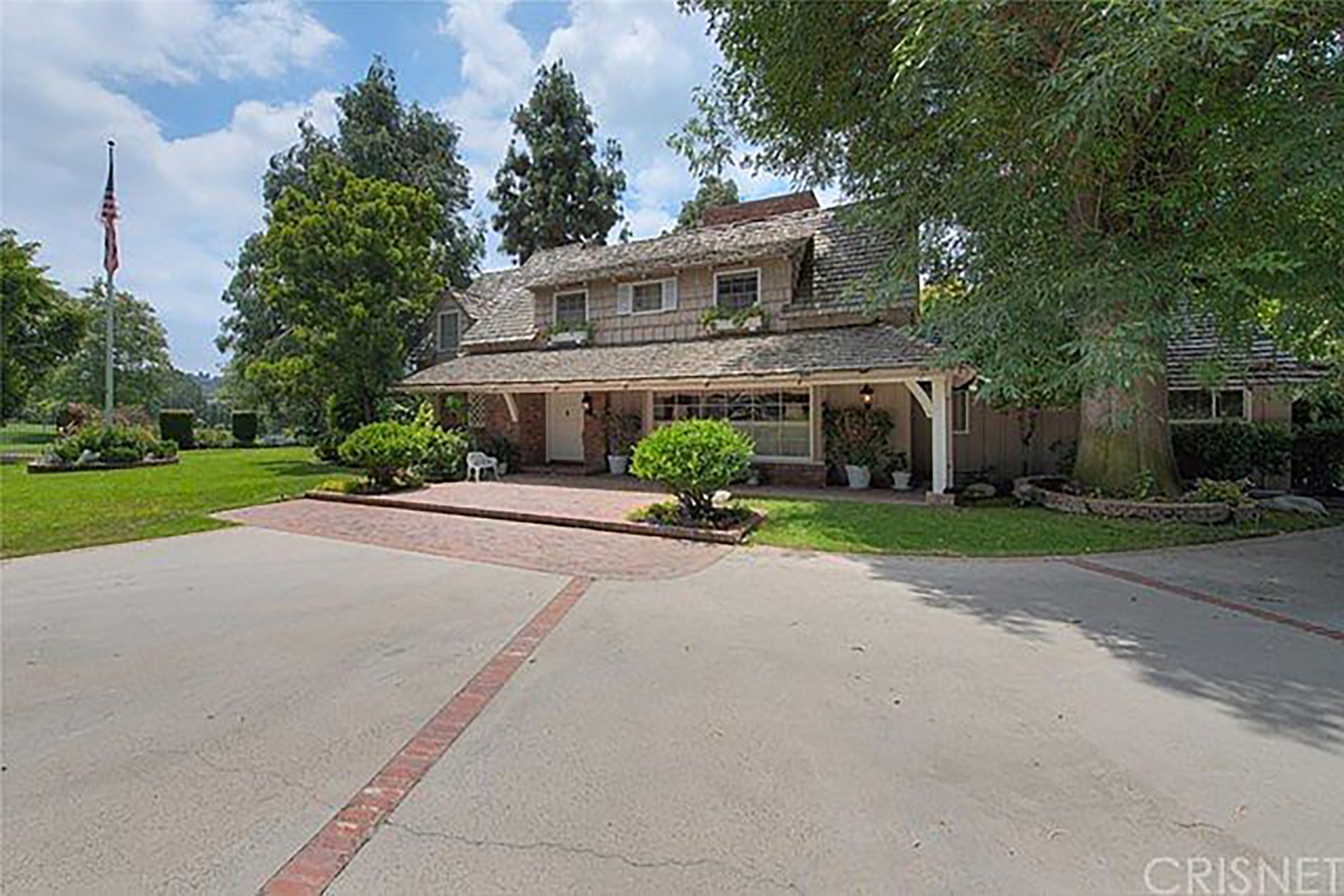 The History, Heritage and Timeless Heirlooms of Harry P. Archinal ...